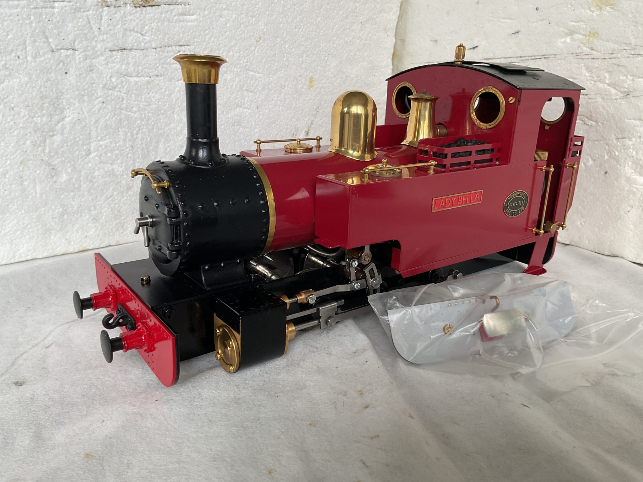 Roundhouse Eng Lady Anne named Lady Bella – John Sutton Models